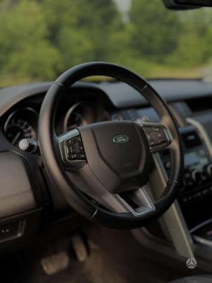 Белый Ленд Ровер Discovery Sport 2015 в Шяуляй, объемом двигателя 2.18 л и пробегом 195 тыс. км за 14450 €, фото 28 на AUTOMOTO.COM.LV