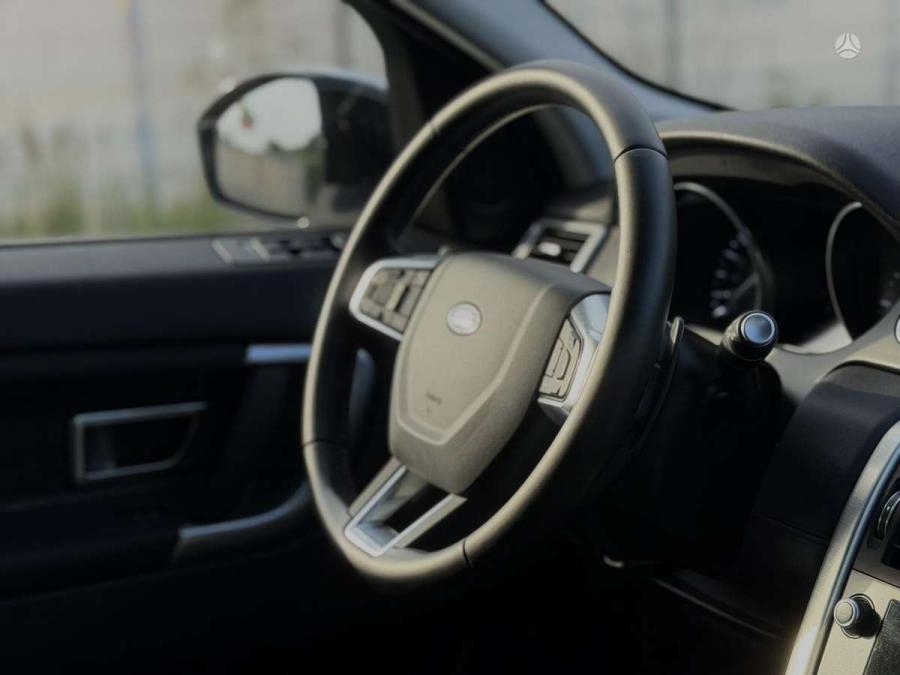 Белый Ленд Ровер Discovery Sport 2015 в Шяуляй, объемом двигателя 2.18 л и пробегом 195 тыс. км за 14450 €, фото 29 на AUTOMOTO.COM.LV