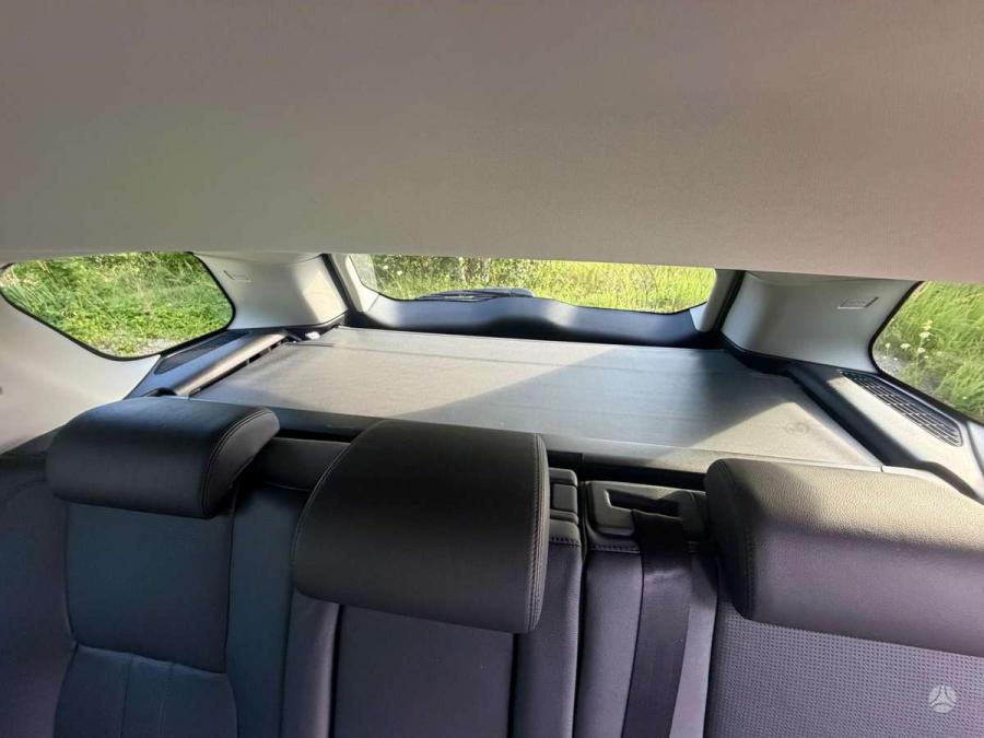 Белый Ленд Ровер Discovery Sport 2015 в Шяуляй, объемом двигателя 2.18 л и пробегом 195 тыс. км за 14450 €, фото 39 на AUTOMOTO.COM.LV
