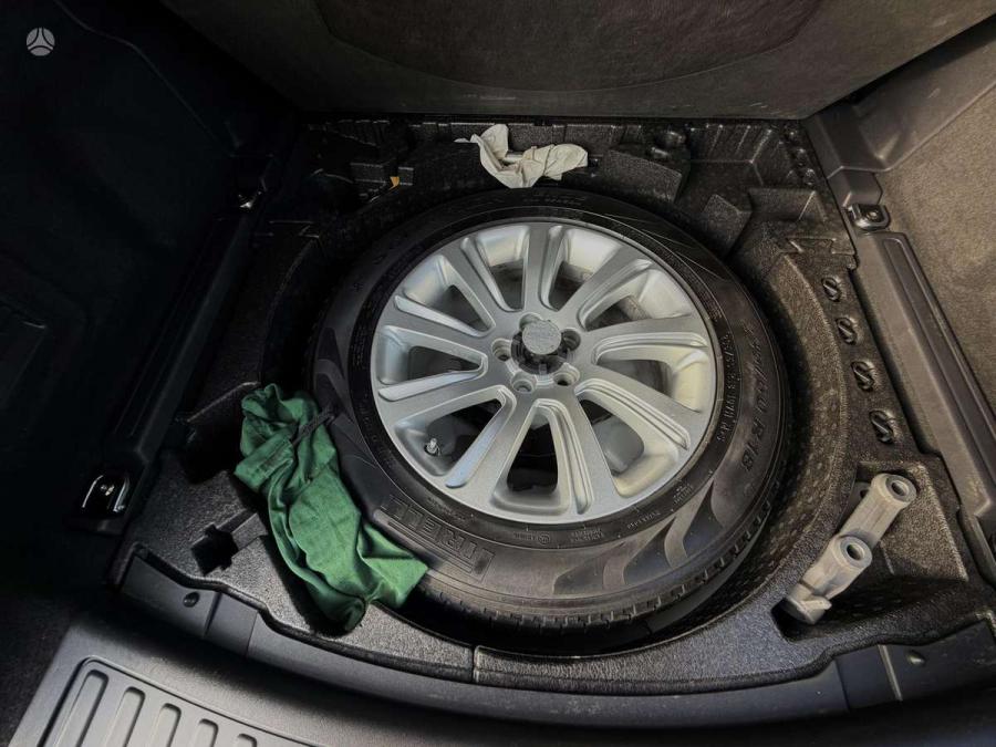 Белый Ленд Ровер Discovery Sport 2015 в Шяуляй, объемом двигателя 2.18 л и пробегом 195 тыс. км за 14450 €, фото 49 на AUTOMOTO.COM.LV