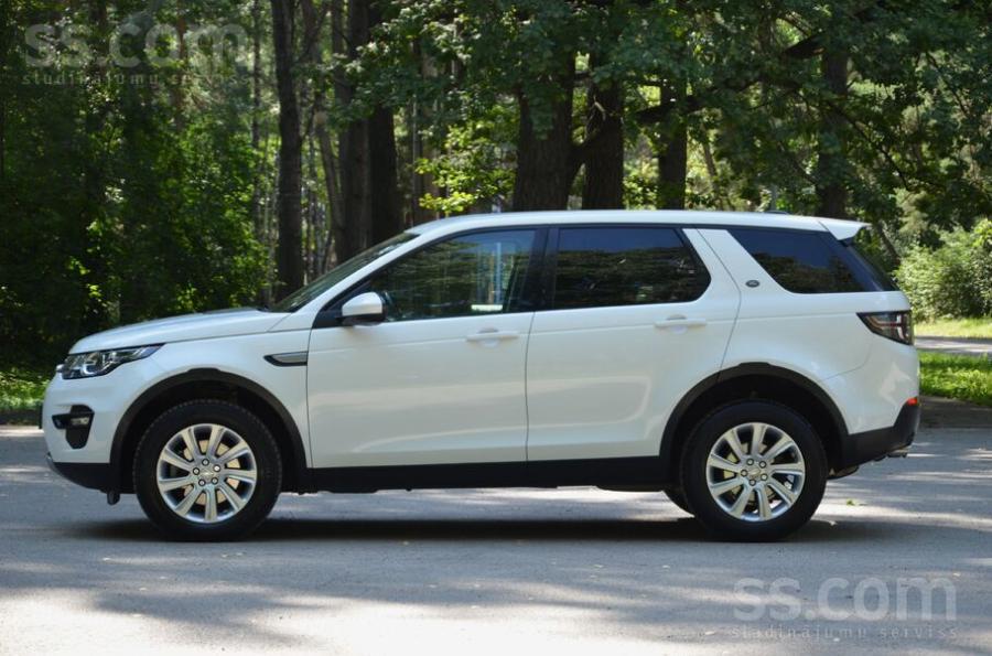 Белый Ленд Ровер Discovery Sport 2015 в Рига, объемом двигателя 2.20 л и пробегом 229 тыс. км за 11990 €, фото 7 на AUTOMOTO.COM.LV