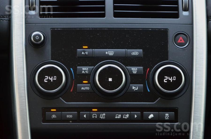 Белый Ленд Ровер Discovery Sport 2015 в Рига, объемом двигателя 2.20 л и пробегом 229 тыс. км за 11990 €, фото 16 на AUTOMOTO.COM.LV