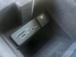 Белый Ленд Ровер Discovery Sport 2015 в Рига, объемом двигателя 2.20 л и пробегом 229 тыс. км за 11990 €, фото 17 на AUTOMOTO.COM.LV