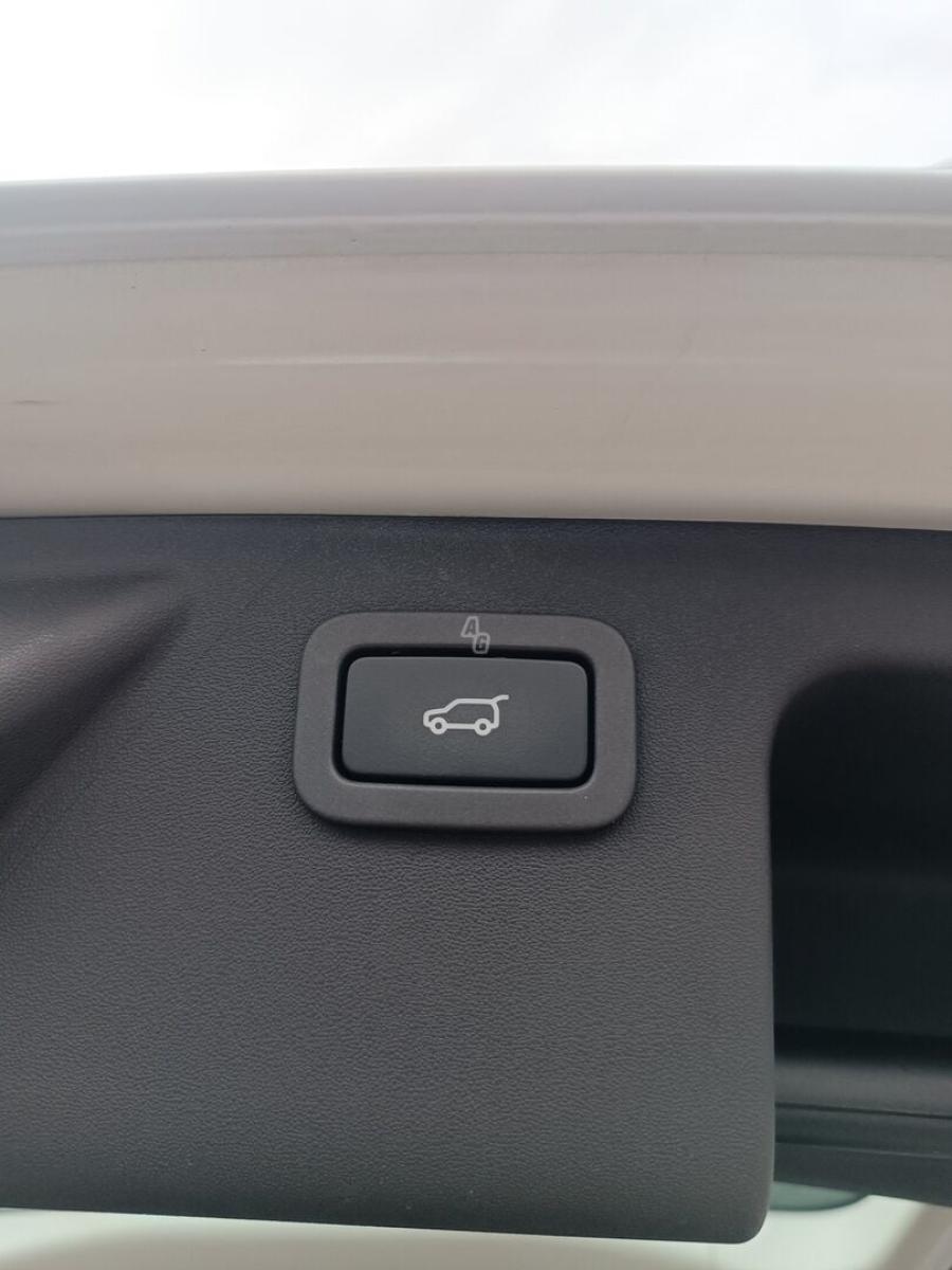 Белый Ленд Ровер Discovery Sport 2015 в Каунас, объемом двигателя 2.20 л и пробегом 288 тыс. км за 11300 €, фото 22 на AUTOMOTO.COM.LV