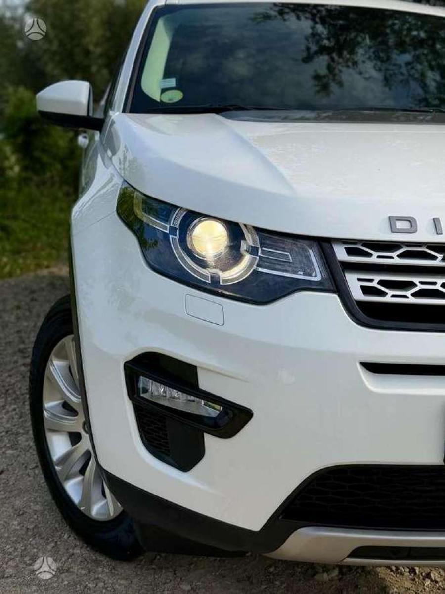 Balts Land Rover Discovery Sport 2015 Šauļi, ar dzinēja tilpumu 2.18 L un nobraukumu 195 tūkst. km par 14450 €, foto 20 vietnē AUTOMOTO.COM.LV