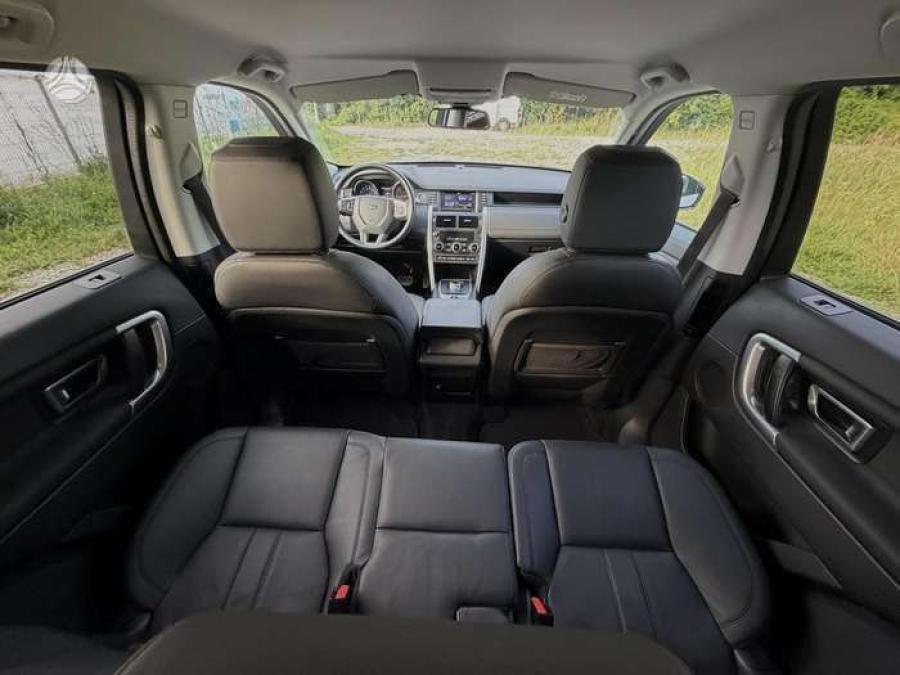 Balts Land Rover Discovery Sport 2015 Šauļi, ar dzinēja tilpumu 2.18 L un nobraukumu 195 tūkst. km par 14450 €, foto 38 vietnē AUTOMOTO.COM.LV