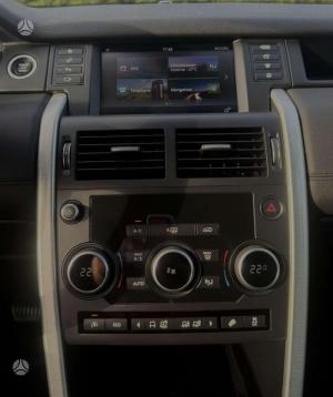 Balts Land Rover Discovery Sport 2015 Šauļi, ar dzinēja tilpumu 2.18 L un nobraukumu 195 tūkst. km par 14450 €, foto 41 vietnē AUTOMOTO.COM.LV