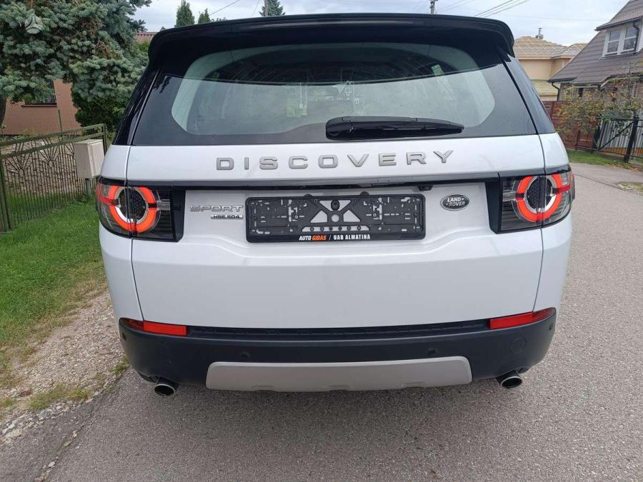 White Land Rover Discovery Sport 2015 in Kaunas, with an engine capacity of 2.18 L and mileage of 288 thousand km for 11300 €, photo 10 on AUTOMOTO.COM.LV