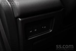 Белый Ленд Ровер Discovery Sport 2015 в Елгава, объемом двигателя 2.20 л и пробегом 0 тыс. км за 11900 €, фото 17 на AUTOMOTO.COM.LV