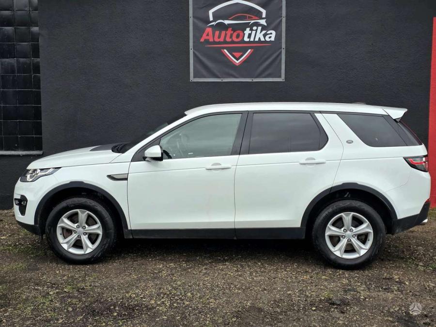 Balts Land Rover Discovery Sport 2015 Šauļi, ar dzinēja tilpumu 2.18 L un nobraukumu 216 tūkst. km par 7600 €, foto 5 vietnē AUTOMOTO.COM.LV