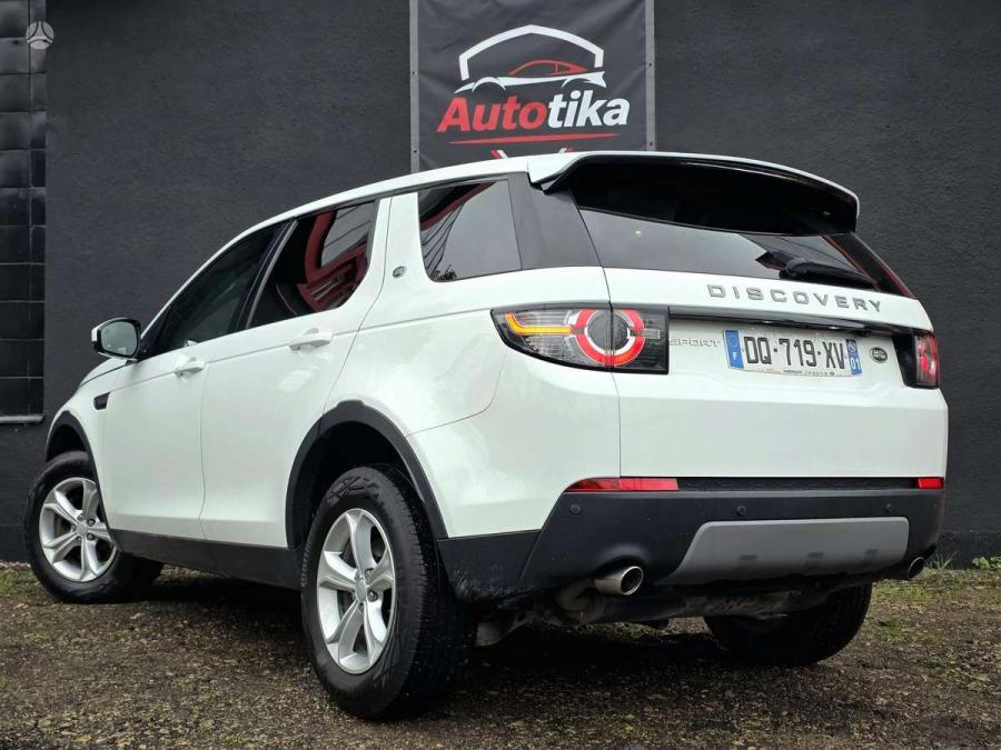 Balts Land Rover Discovery Sport 2015 Šauļi, ar dzinēja tilpumu 2.18 L un nobraukumu 216 tūkst. km par 7600 €, foto 6 vietnē AUTOMOTO.COM.LV