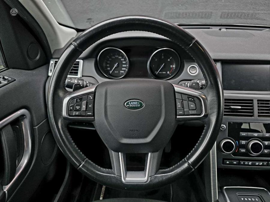 Balts Land Rover Discovery Sport 2015 Šauļi, ar dzinēja tilpumu 2.18 L un nobraukumu 216 tūkst. km par 7600 €, foto 25 vietnē AUTOMOTO.COM.LV