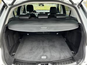 White Land Rover Discovery Sport 2016 in Taurage, with an engine capacity of 2.00 L and mileage of 149 thousand km for 8900 €, photo 25 on AUTOMOTO.COM.LV