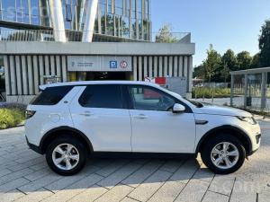 Белый Ленд Ровер Discovery Sport 2016 в Рига, объемом двигателя 2.00 л и пробегом 80 тыс. км за 14990 €, фото 6 на AUTOMOTO.COM.LV