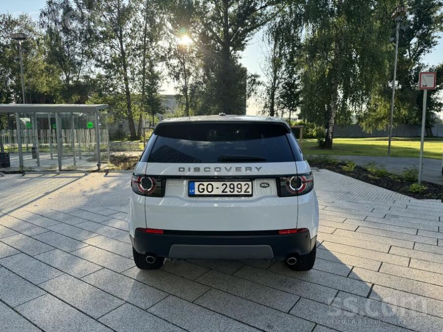 Белый Ленд Ровер Discovery Sport 2016 в Рига, объемом двигателя 2.00 л и пробегом 80 тыс. км за 14990 €, фото 7 на AUTOMOTO.COM.LV