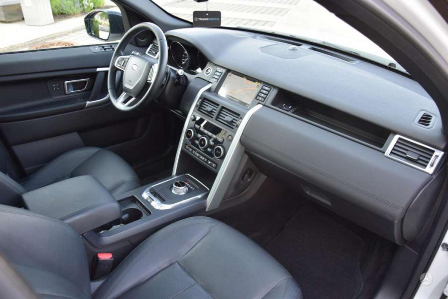 Белый Ленд Ровер Discovery Sport 2016 в Вильнюс, объемом двигателя 2.00 л и пробегом 246 тыс. км за 11000 €, фото 19 на AUTOMOTO.COM.LV