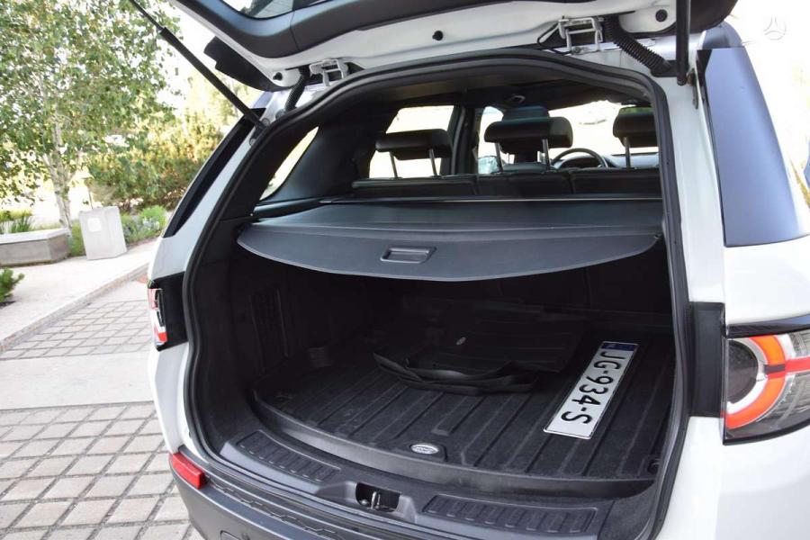 Белый Ленд Ровер Discovery Sport 2016 в Вильнюс, объемом двигателя 2.00 л и пробегом 246 тыс. км за 11000 €, фото 33 на AUTOMOTO.COM.LV