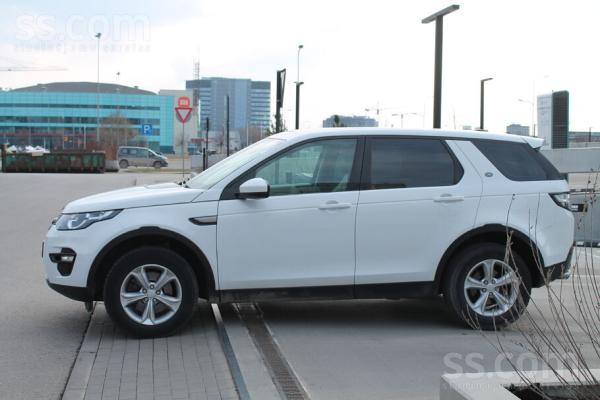 Balts Land Rover Discovery Sport 2016 Rīga, ar dzinēja tilpumu 2.00 L un nobraukumu 100 tūkst. km par 14500 €, foto 3 vietnē AUTOMOTO.COM.LV