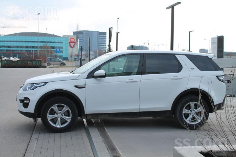 Белый Ленд Ровер Discovery Sport 2016 в Рига, объемом двигателя 2.00 л и пробегом 100 тыс. км за 14500 €, фото 4 на AUTOMOTO.COM.LV