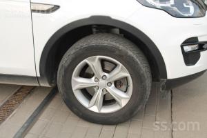 Белый Ленд Ровер Discovery Sport 2016 в Рига, объемом двигателя 2.00 л и пробегом 100 тыс. км за 14500 €, фото 6 на AUTOMOTO.COM.LV