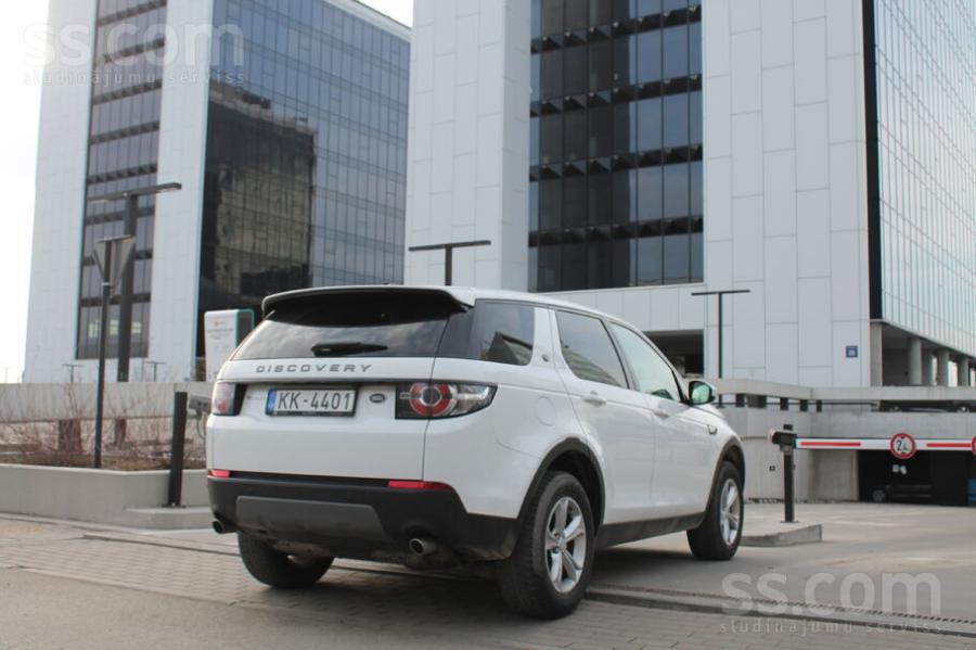 Белый Ленд Ровер Discovery Sport 2016 в Рига, объемом двигателя 2.00 л и пробегом 100 тыс. км за 14500 €, фото 8 на AUTOMOTO.COM.LV