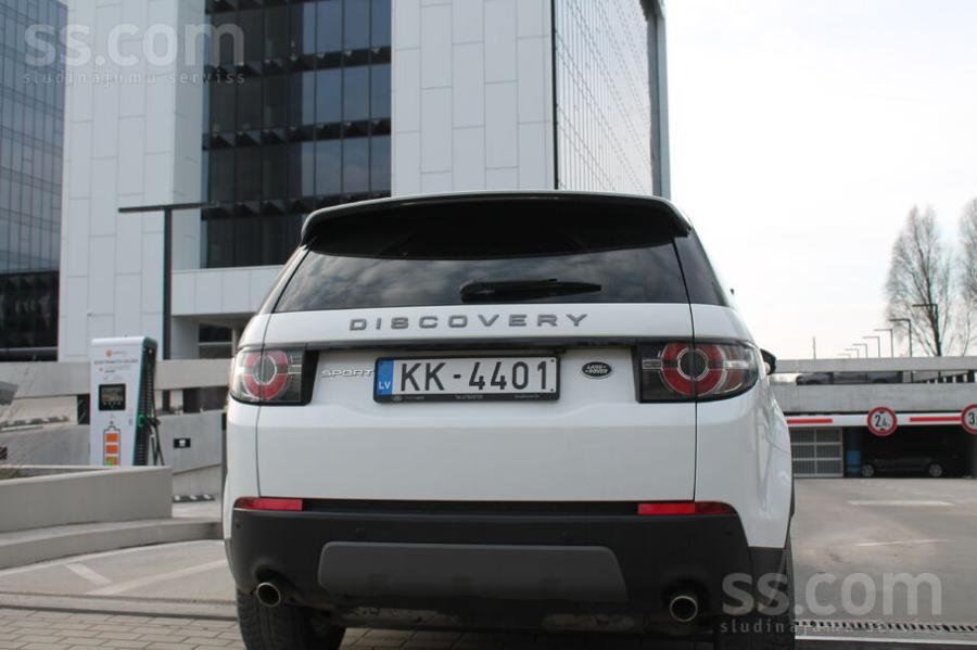 Белый Ленд Ровер Discovery Sport 2016 в Рига, объемом двигателя 2.00 л и пробегом 100 тыс. км за 14500 €, фото 9 на AUTOMOTO.COM.LV