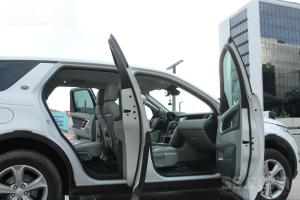 Белый Ленд Ровер Discovery Sport 2016 в Рига, объемом двигателя 2.00 л и пробегом 100 тыс. км за 14500 €, фото 26 на AUTOMOTO.COM.LV
