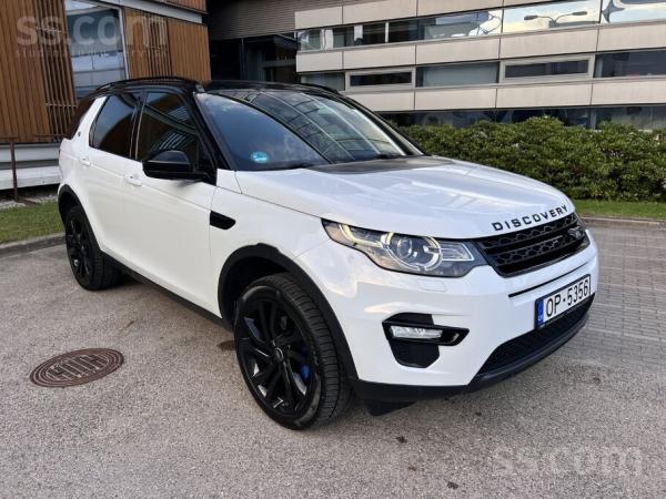 Белый Ленд Ровер Discovery Sport 2016 в Рига, объемом двигателя 2.00 л и пробегом 136 тыс. км за 12900 €, фото 1 на AUTOMOTO.COM.LV