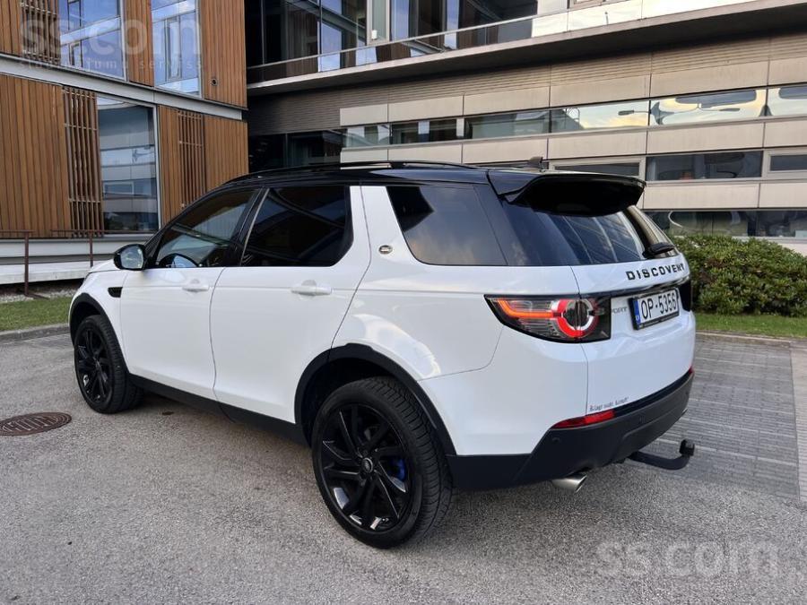 Белый Ленд Ровер Discovery Sport 2016 в Рига, объемом двигателя 2.00 л и пробегом 136 тыс. км за 12900 €, фото 3 на AUTOMOTO.COM.LV