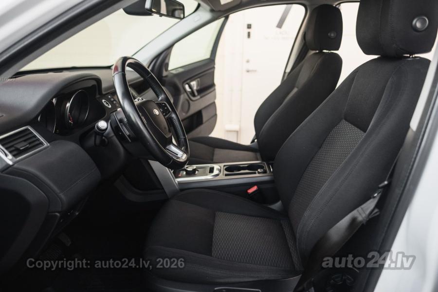 Белый Ленд Ровер Discovery Sport 2016 в Таллин, объемом двигателя 2.00 л и пробегом 225 тыс. км за 9999 €, фото 15 на AUTOMOTO.COM.LV