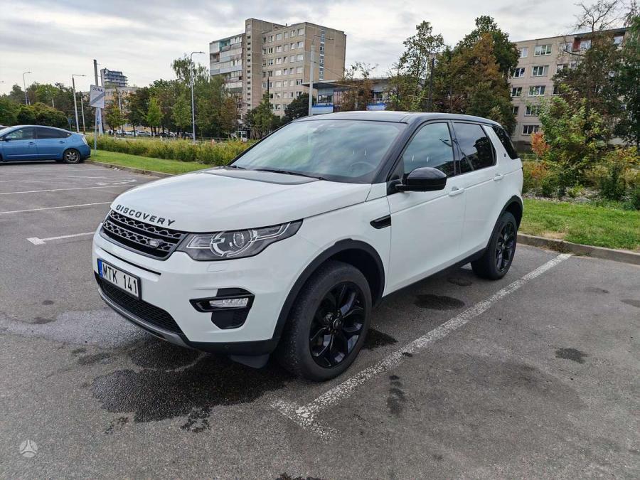 Balts Land Rover Discovery Sport 2016 Viļņa, ar dzinēja tilpumu 2.00 L un nobraukumu 107 tūkst. km par 12600 €, foto 1 vietnē AUTOMOTO.COM.LV