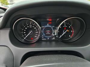 Balts Land Rover Discovery Sport 2016 Viļņa, ar dzinēja tilpumu 2.00 L un nobraukumu 107 tūkst. km par 12600 €, foto 24 vietnē AUTOMOTO.COM.LV