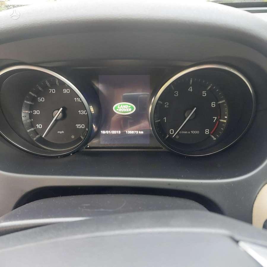 Balts Land Rover Discovery Sport 2016 Alīta, ar dzinēja tilpumu 2.00 L un nobraukumu 135 tūkst. km par 7900 €, foto 10 vietnē AUTOMOTO.COM.LV