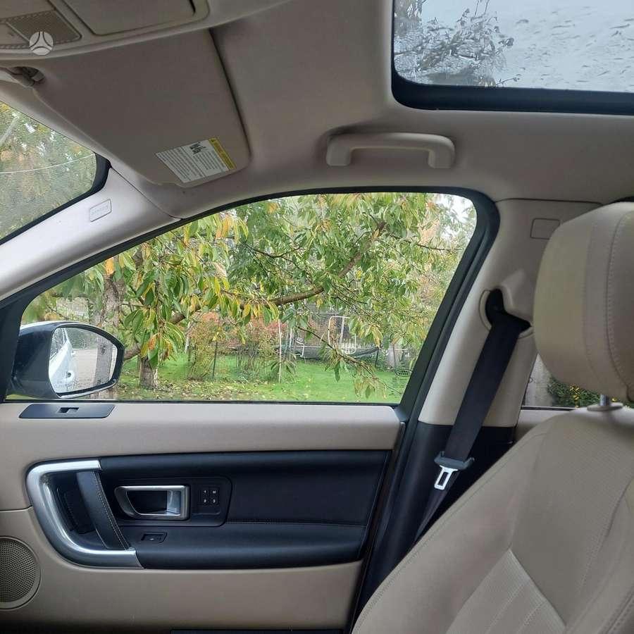 Balts Land Rover Discovery Sport 2016 Alīta, ar dzinēja tilpumu 2.00 L un nobraukumu 135 tūkst. km par 7900 €, foto 12 vietnē AUTOMOTO.COM.LV