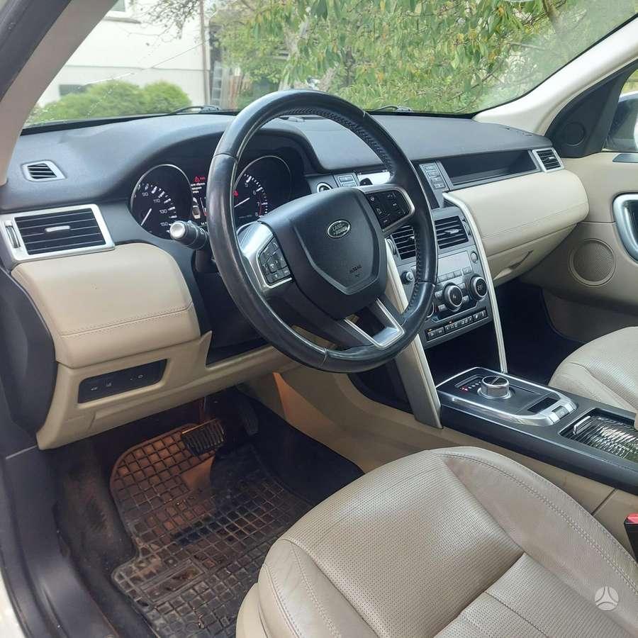 Balts Land Rover Discovery Sport 2016 Alīta, ar dzinēja tilpumu 2.00 L un nobraukumu 135 tūkst. km par 7900 €, foto 13 vietnē AUTOMOTO.COM.LV