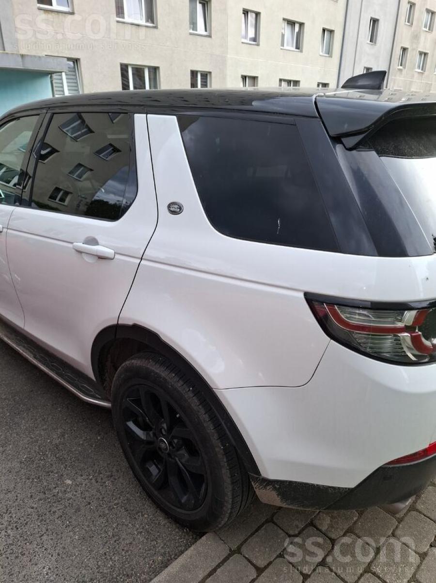 Balts Land Rover Discovery Sport 2017 Rīga, ar dzinēja tilpumu 2.00 L un nobraukumu 157 tūkst. km par 11500 €, foto 7 vietnē AUTOMOTO.COM.LV