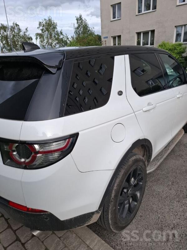 Белый Ленд Ровер Discovery Sport 2017 в Рига, объемом двигателя 2.00 л и пробегом 157 тыс. км за 11500 €, фото 7 на AUTOMOTO.COM.LV