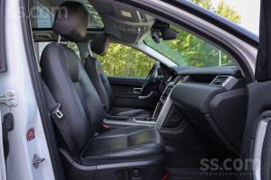 White Land Rover Discovery Sport 2017 in Riga, with an engine capacity of 2.00 L and mileage of 0 thousand km for 10495 €, photo 21 on AUTOMOTO.COM.LV