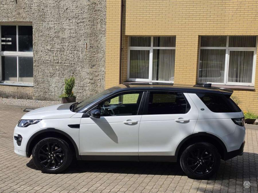 Balts Land Rover Discovery Sport 2017 Šilutė, ar dzinēja tilpumu 2.00 L un nobraukumu 161 tūkst. km par 8000 €, foto 5 vietnē AUTOMOTO.COM.LV