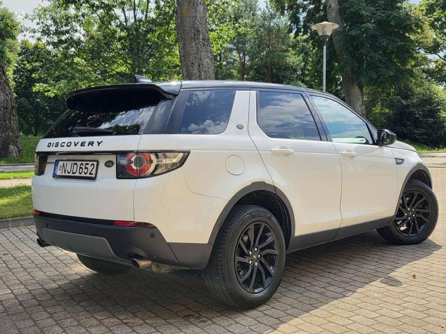 Balts Land Rover Discovery Sport 2017 Šilutė, ar dzinēja tilpumu 2.00 L un nobraukumu 161 tūkst. km par 8000 €, foto 9 vietnē AUTOMOTO.COM.LV