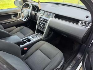 Balts Land Rover Discovery Sport 2017 Šilutė, ar dzinēja tilpumu 2.00 L un nobraukumu 161 tūkst. km par 8000 €, foto 18 vietnē AUTOMOTO.COM.LV
