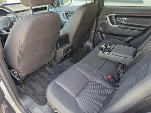 Balts Land Rover Discovery Sport 2017 Šilutė, ar dzinēja tilpumu 2.00 L un nobraukumu 161 tūkst. km par 8000 €, foto 25 vietnē AUTOMOTO.COM.LV