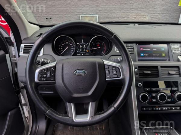 Белый Ленд Ровер Discovery Sport 2017 в Рига, объемом двигателя 2.00 л и пробегом 158 тыс. км за 12900 €, фото 7 на AUTOMOTO.COM.LV
