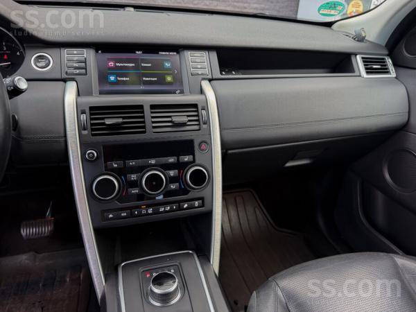Белый Ленд Ровер Discovery Sport 2017 в Рига, объемом двигателя 2.00 л и пробегом 158 тыс. км за 12900 €, фото 8 на AUTOMOTO.COM.LV