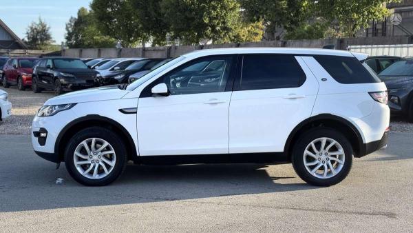 White Land Rover Discovery Sport 2017 in Telschi, with an engine capacity of 2.00 L and mileage of 182 thousand km for 11400 €, photo 8 on AUTOMOTO.COM.LV