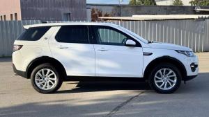 White Land Rover Discovery Sport 2017 in Telschi, with an engine capacity of 2.00 L and mileage of 182 thousand km for 11400 €, photo 13 on AUTOMOTO.COM.LV