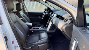 White Land Rover Discovery Sport 2017 in Telschi, with an engine capacity of 2.00 L and mileage of 182 thousand km for 11400 €, photo 19 on AUTOMOTO.COM.LV