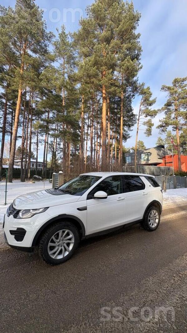 Белый Ленд Ровер Discovery Sport 2018 в Рига, объемом двигателя 2.00 л и пробегом 134 тыс. км за 12900 €, фото 3 на AUTOMOTO.COM.LV