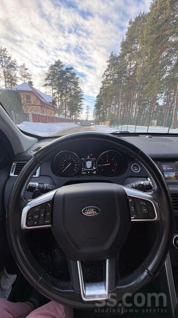 Белый Ленд Ровер Discovery Sport 2018 в Рига, объемом двигателя 2.00 л и пробегом 134 тыс. км за 12900 €, фото 5 на AUTOMOTO.COM.LV