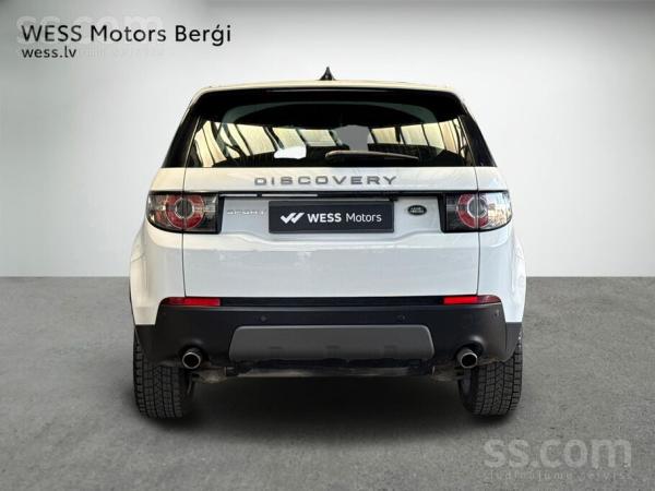 Белый Ленд Ровер Discovery Sport 2018 в Рига, объемом двигателя 2.00 л и пробегом 168 тыс. км за 14990 €, фото 4 на AUTOMOTO.COM.LV